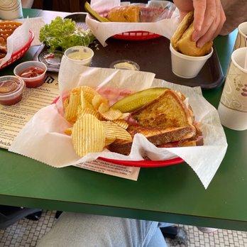 OLD STYLE DELI - Updated December 2025 - 28 Photos & 50 Reviews - 200 S ...