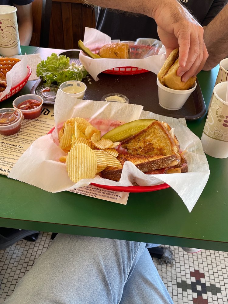 OLD STYLE DELI - Updated July 2024 - 21 Photos & 42 Reviews - 200 S ...