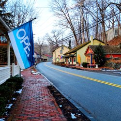ST. PETER’S VILLAGE - 44 Photos - 3471 St Peter's Rd, Saint Peters, PA ...
