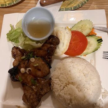 PHO PLUS - Updated August 2024 - 56 Photos & 38 Reviews - 820 E 116th ...