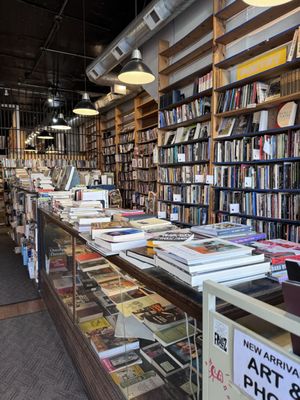 MYOPIC BOOKS - Updated December 2025 - 125 Photos & 542 Reviews - 1564 ...