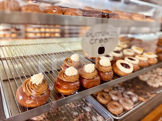 THE DONUT MAN - Updated May 2024 - 1229 Photos & 473 Reviews - 317 S ...