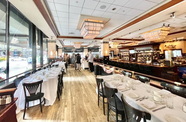 DOCKS OYSTER BAR - MIDTOWN EAST, NYC - Updated January 2026 - 970 ...