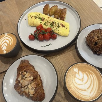 ELLER BAKERY - Updated June 2024 - 305 Photos & 182 Reviews - 1651 ...