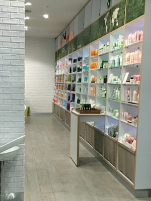 THE BODY SHOP - Updated December 2025 - 10 Photos - 223 Murray St ...