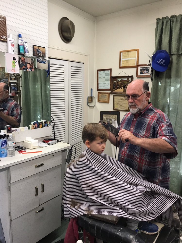 YOUNGMAN’S BEAUTY & BARBER SHOP - Updated February 2026 - 10 Photos ...