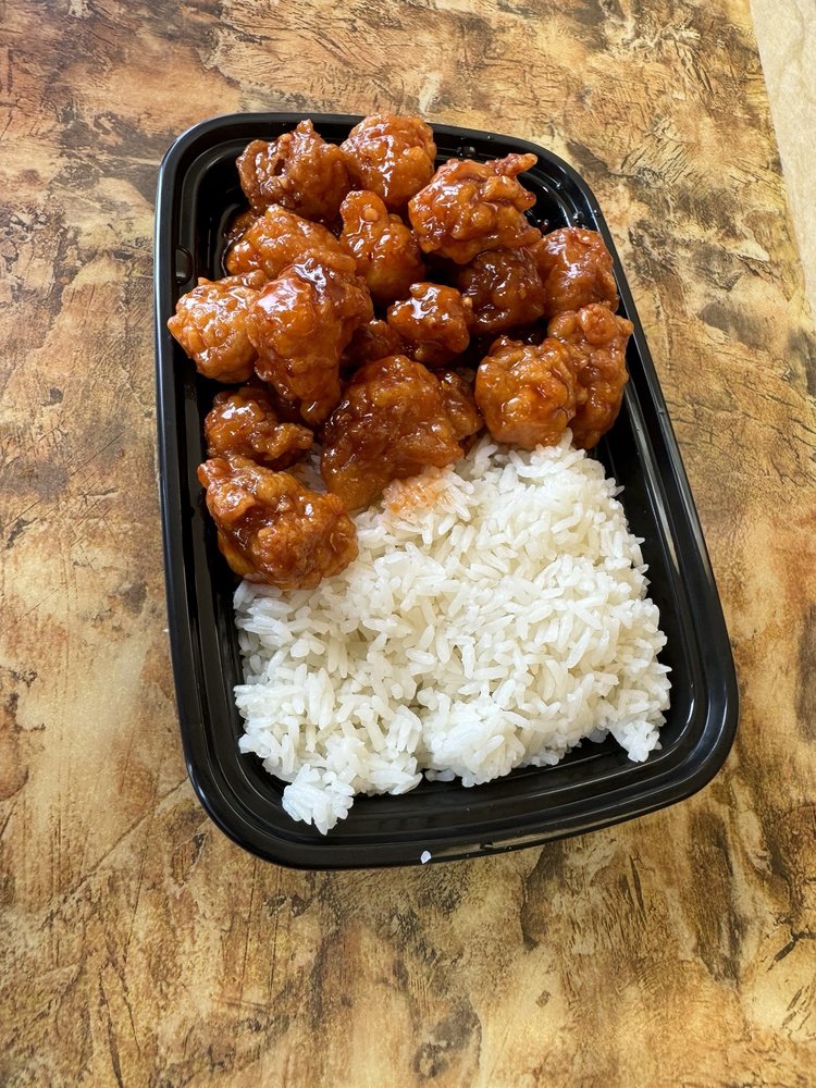 HOT WOK - Updated December 2025 - 18 Photos & 53 Reviews - 311 E ...