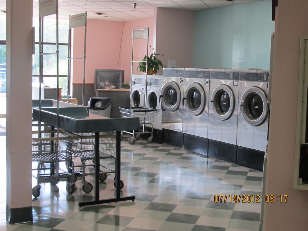 THE LAUNDRY CLUB - Updated September 2024 - 14 Reviews - 6 University ...