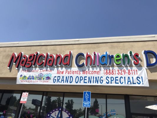 MAGICLAND DENTAL OF PACOIMA - Updated October 2025 - 56 Photos & 117 ...