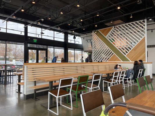 SHAKE SHACK WAVERLY PLACE - Updated October 2025 - 335 Photos & 277 ...