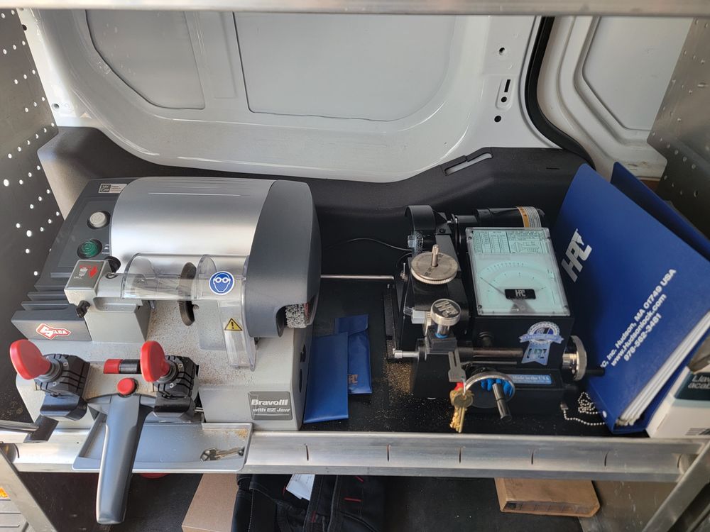 BOLT LOCKSMITH - Updated September 2025 - 16 Photos & 15 Reviews - Bakersfield, California ...