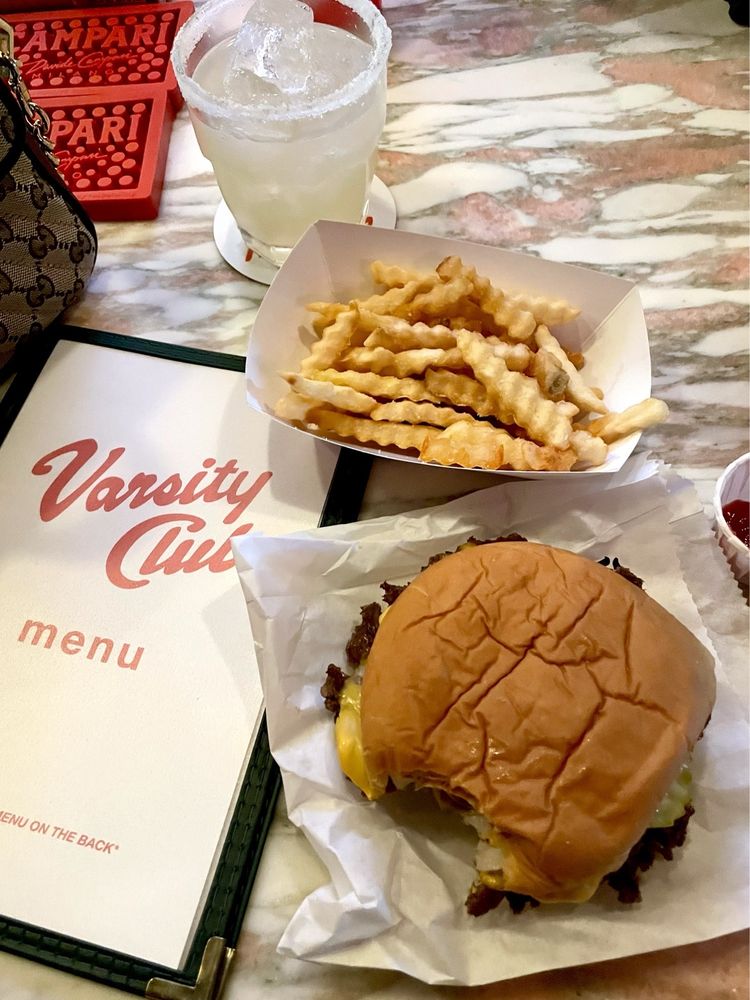 VARSITY CLUB - Updated May 2025 - 43 Photos & 18 Reviews - 319 Delaware ...