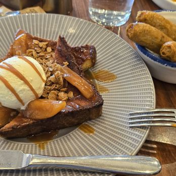 UNCONVENTIONAL DINER - Updated January 2025 - 5368 Photos & 2967 ...