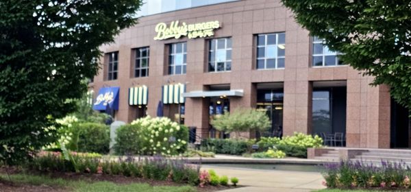 BOBBY’S BURGERS BY BOBBY FLAY - Updated August 2024 - 67 Photos & 40 ...