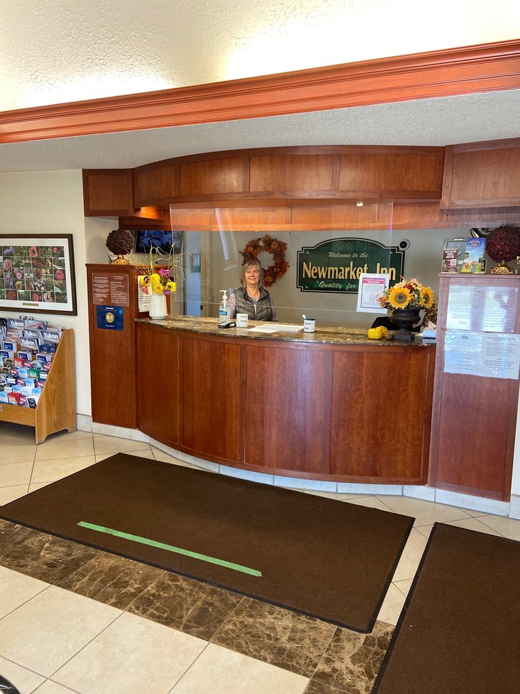 NEWMARKET INN - Updated October 2025 - 48 Photos - 18667 Old Yonge ...