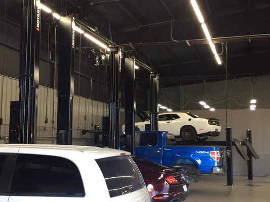 QUICK LANE TIRE & AUTO CENTER - Updated October 2025 - 41 Photos - 12821 State Route 21, De Soto ...