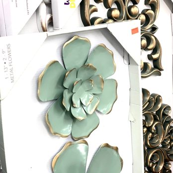 CEE & CEE STORE - Updated October 2025 - 11 Photos - 831 Soundview Ave ...