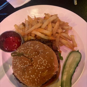 MARLOW’S TAVERN - Updated July 2024 - 321 Photos & 323 Reviews - 2200 ...