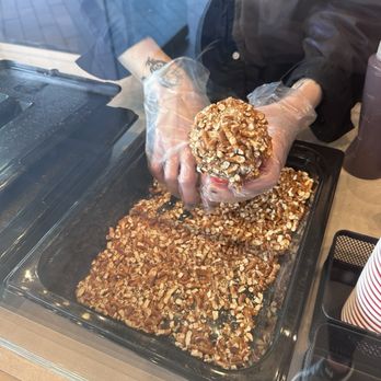 URBAN DESSERT LAB - Updated June 2024 - 46 Photos & 35 Reviews - 7901 ...