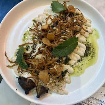 EYVAL - Updated January 2025 - 696 Photos & 175 Reviews - 25 Bogart St ...