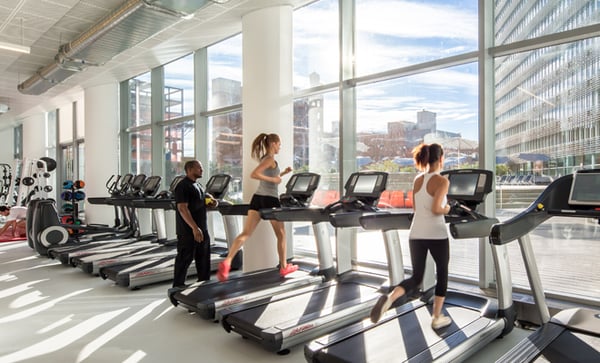 MERCEDES CLUB - Updated December 2025 - 121 Photos & 190 Reviews - 550 ...