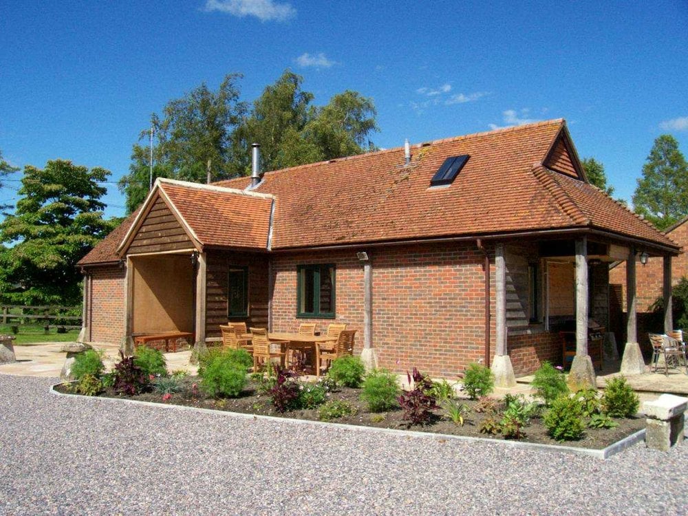 TICHBORNE’S FARM HOLIDAY COTTAGES - Etchilhampton, Etchilhampton ...