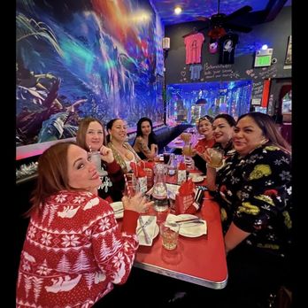 EMMY’S SPAGHETTI SHACK - 863 Photos & 786 Reviews - 3230 Mission St ...