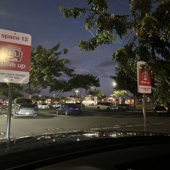 TARGET - Updated June 2024 - 821 Photos & 469 Reviews - 4450 Kapolei ...