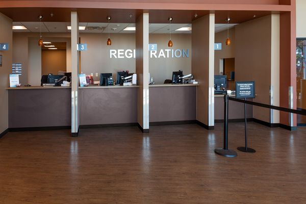 BARNET DULANEY PERKINS EYE CENTER - Updated December 2025 - 33 Photos ...