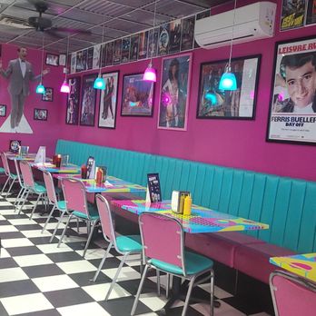 BACK TO THE 80S CAFE & MORE - Updated August 2024 - 1168 Photos & 411 ...