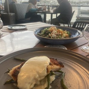 KETCH GRILL & TAPS - 928 Photos & 614 Reviews - Salad - 2614 Shelter ...