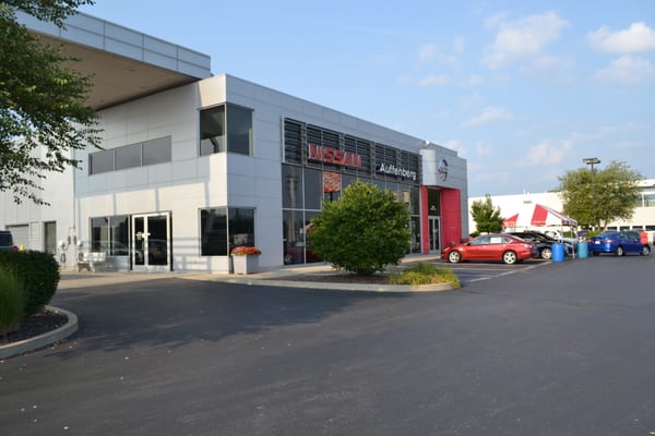 AUFFENBERG NISSAN - Updated November 2025 - 48 Photos & 61 Reviews ...