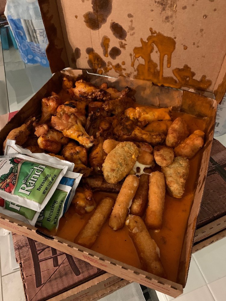 PIZZANO’S PIZZA & GRINDERZ - Updated November 2024 - 57 Photos & 166 ...