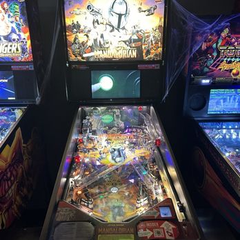 QUARTERS ARCADE BAR - Updated December 2025 - 107 Photos & 135 Reviews ...