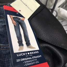 The Outlet By ELS - 111 Photos & 165 Reviews - Discount Store - 880 S ...