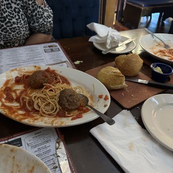 THE OLD SPAGHETTI FACTORY - Updated July 2025 - 1061 Photos & 955 ...