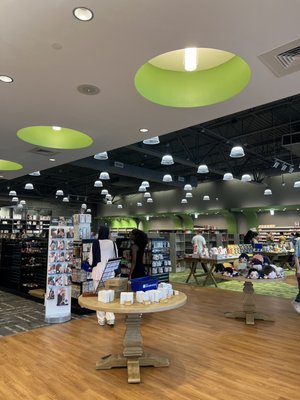 KINOKUNIYA BOOKSTORE - ATLANTA - Updated April 2025 - 118 Photos & 37 ...