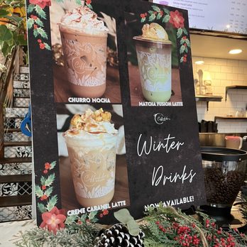 COFFEEHOLIC HOUSE - 1480 Photos & 722 Reviews - 3700 S Hudson St ...