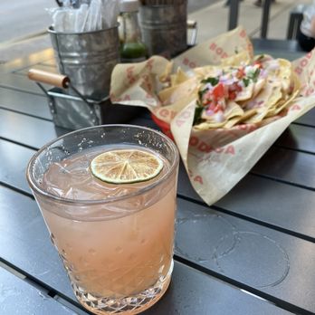 BODEGA TAQUERIA Y TEQUILA RIVER NORTH - Updated July 2024 - 72 Photos ...