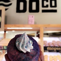 SLODOCO DONUTS - Updated June 2025 - 1555 Photos & 1346 Reviews - 793 E ...