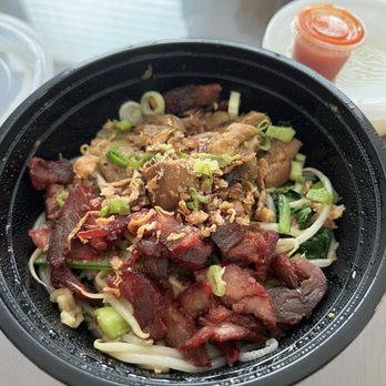 UNCLE FUNG BORNEO EATERY - Updated November 2024 - 1498 Photos & 932 ...