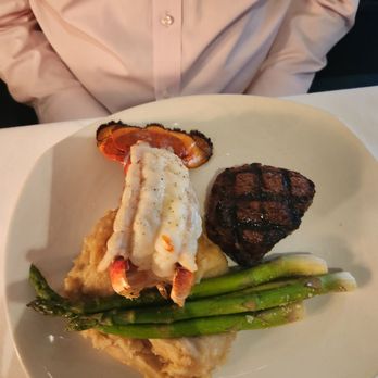 BLUE POINT GRILLE - Updated May 2024 - 610 Photos & 542 Reviews - 700 W ...