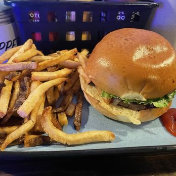 TWISTED ROOT BURGER - Updated December 2025 - 116 Photos & 79 Reviews ...