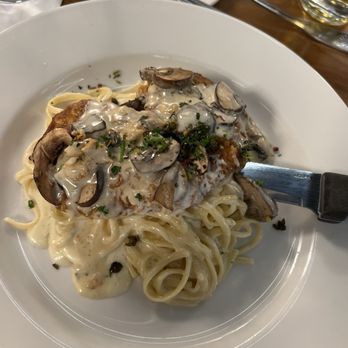 BELLA’S TABLE - Updated December 2025 - 31 Photos & 50 Reviews - 638 W ...