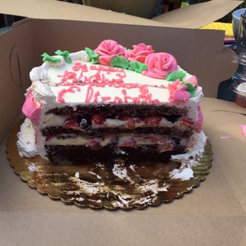 PLAZA PASTRY SHOP - Updated December 2025 - 26 Photos & 29 Reviews - 39 ...