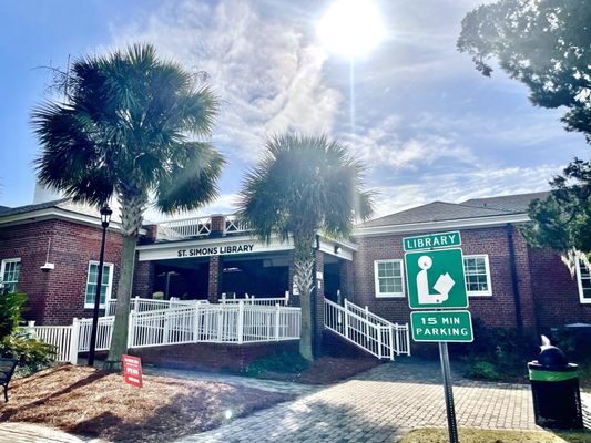 ST SIMONS PUBLIC LIBRARY - Updated May 2025 - 15 Photos - 530 Beachview ...