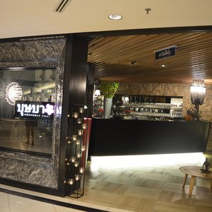 BUSABA HEAVENLY THAI - 32 Photos & 14 Reviews - Bangsar Shopping Center ...