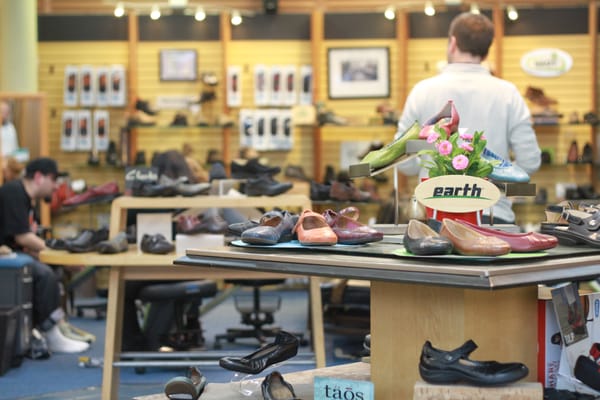 ON THE RUN - Updated November 2025 - 140 Photos & 780 Reviews - 1310 ...