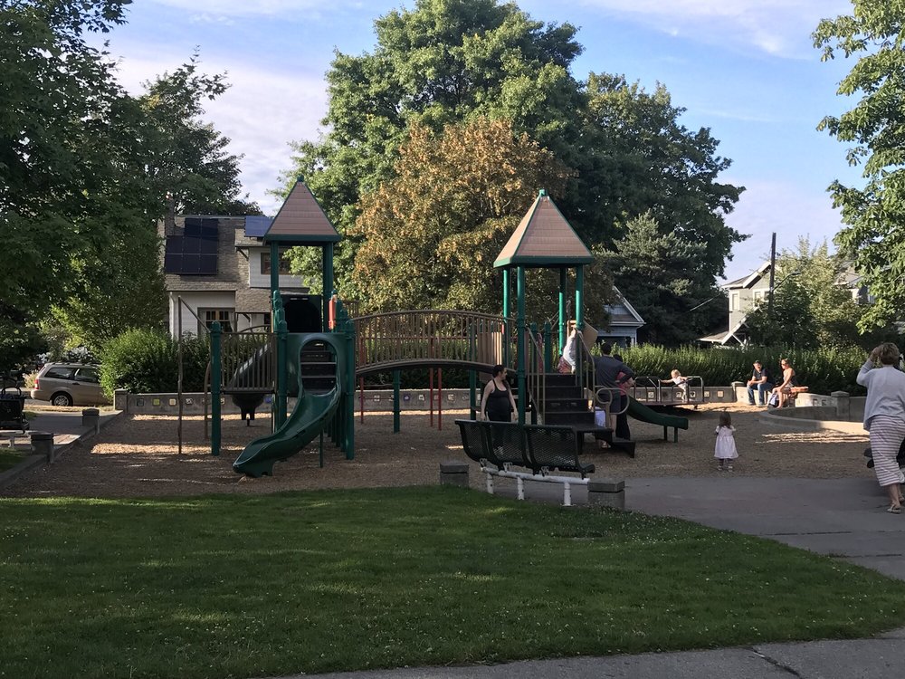 EAST QUEEN ANNE PLAYGROUND - Updated July 2025 - 1912 Warren Ave N ...