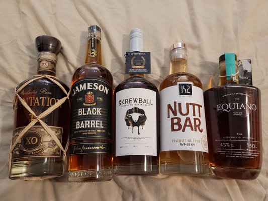 LCBO - Updated August 2025 - 79 Photos & 10 Reviews - 49 Spadina Avenue ...